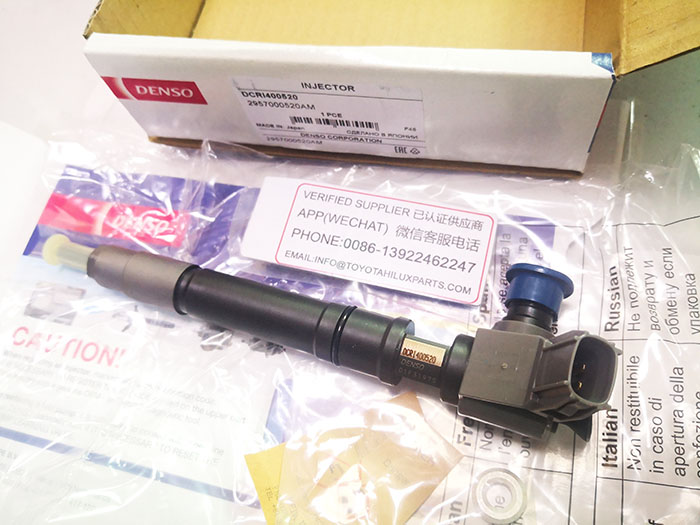 23670-19015,Denso Toyota Hilux 1GD fuel Injector,23670-11010