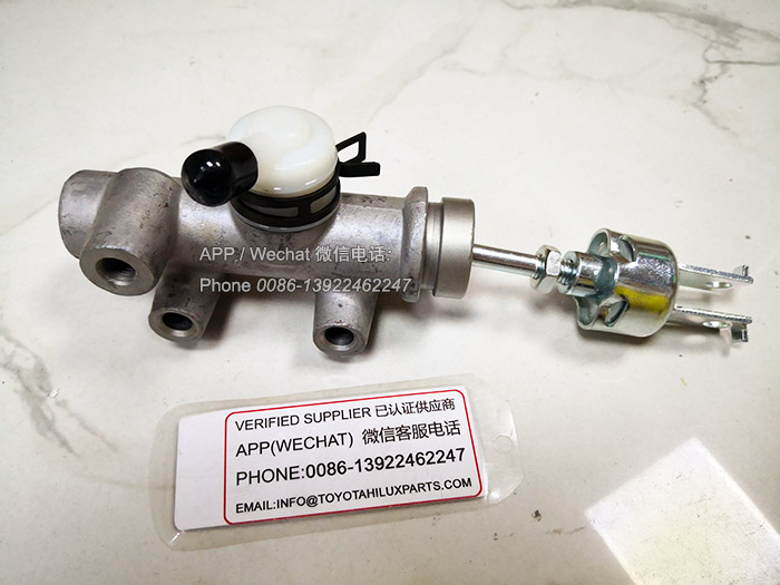 31420-60050,Toyota LC79 Clutch Master Cylinder,31420-60051