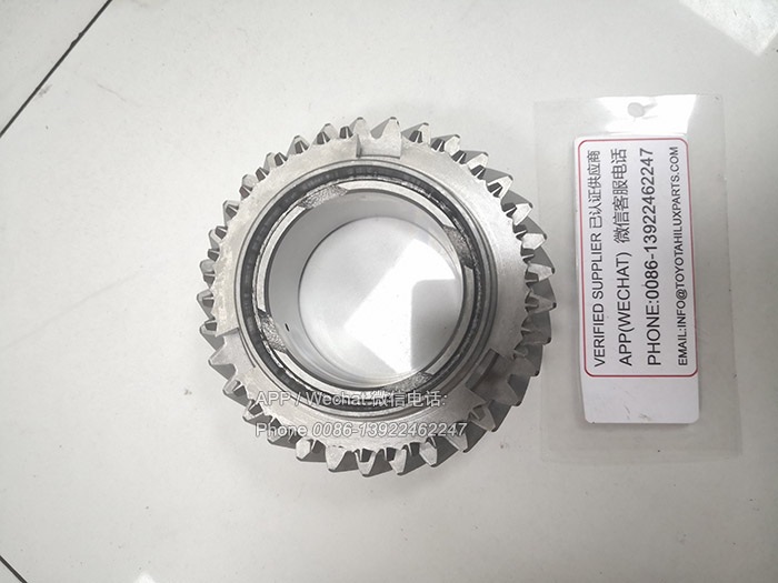 33033-60050,陆地巡洋舰丰田皮卡变速箱二档齿轮