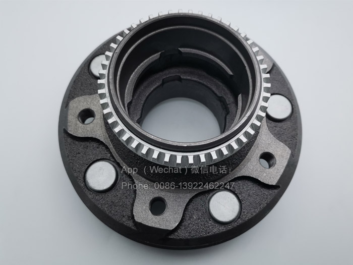 43503-69045,Toyota Land Cruiser Pickup LC79 Front Axle Hub